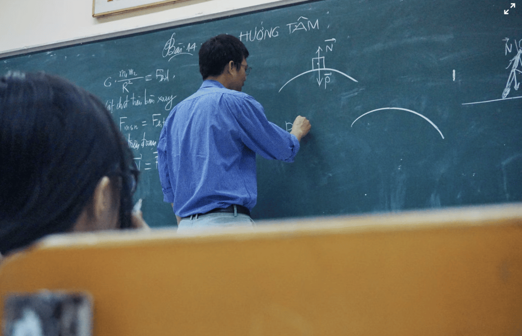 How to Fix a Relationship With a Difficult Professor or Teacher